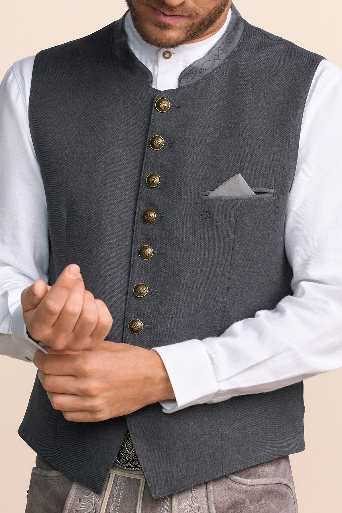 Trachtenweste Nikolaos in grau im Krüger Dirndl Online Shop
