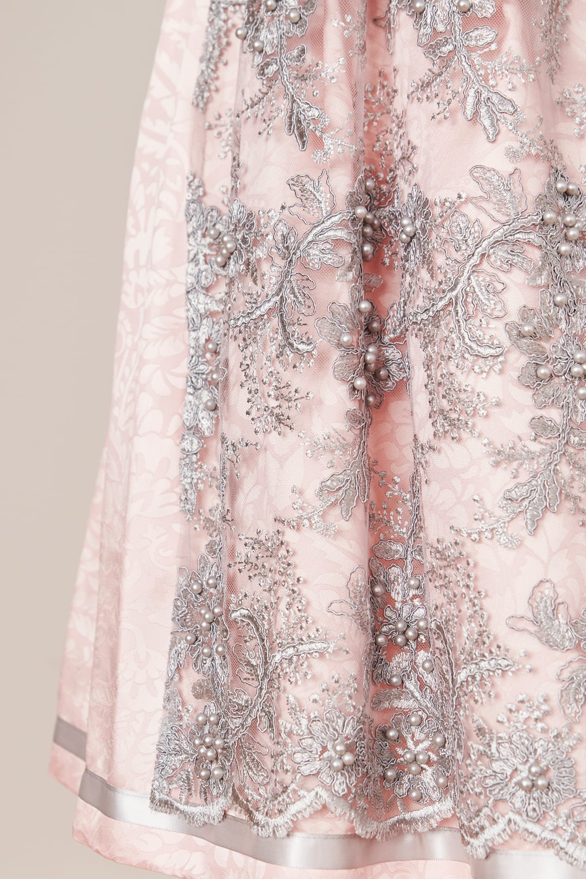 Dirndl Amara (60cm) in rosa im Krüger Dirndl Online Shop