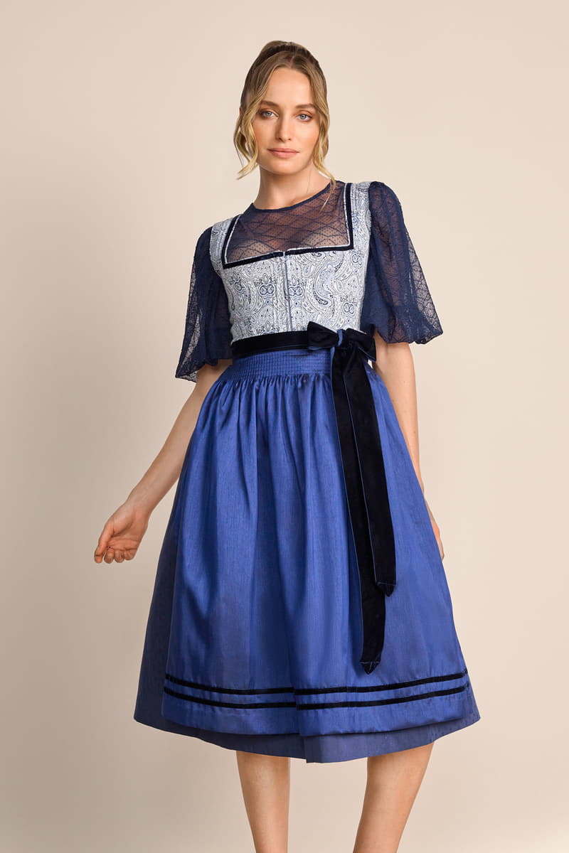 Hinreißende Maxi Dirndl entdecken ♥