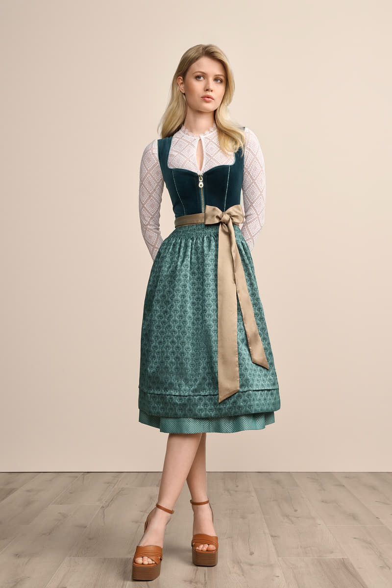 Hinreißende Maxi Dirndl entdecken ♥